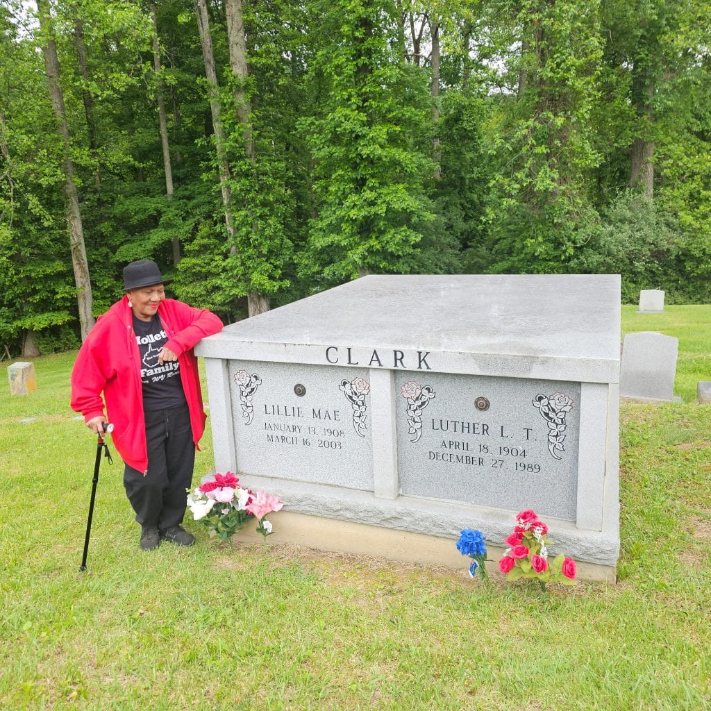 Mollett family successfully returns to family gravesite at Edwight coal ...